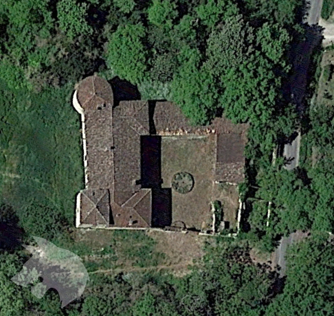 Château du maçon / Mason’s castle • UrbexPrime - Premium Photography Spots